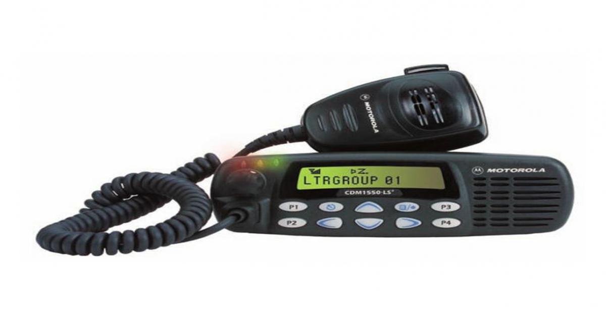 Motorola CDM1550 LS+ Microphone, Power Cord, Bracket & Other ...
